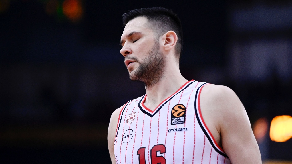 Ο ΜακΕντάιρ “σκότωσε” στο τέλος 75-74 τον Ολυμπιακό στο ΣΕΦ - o ...