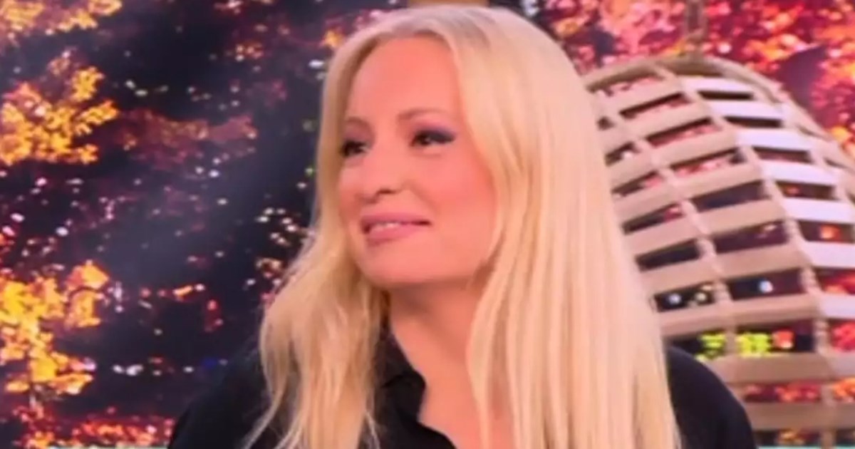 Η Αφροδίτη Γραμμέλη επέστρεψε στο "Mega Καλημέρα" μετά την απώλεια του ...