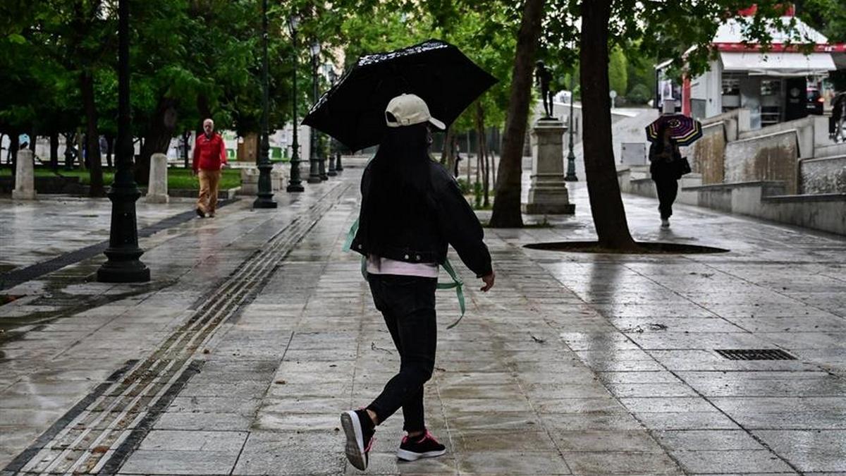 Καιρός: Άστατος με βροχές, καταιγίδες και ισχυρούς ανέμους – Πότε θα ...