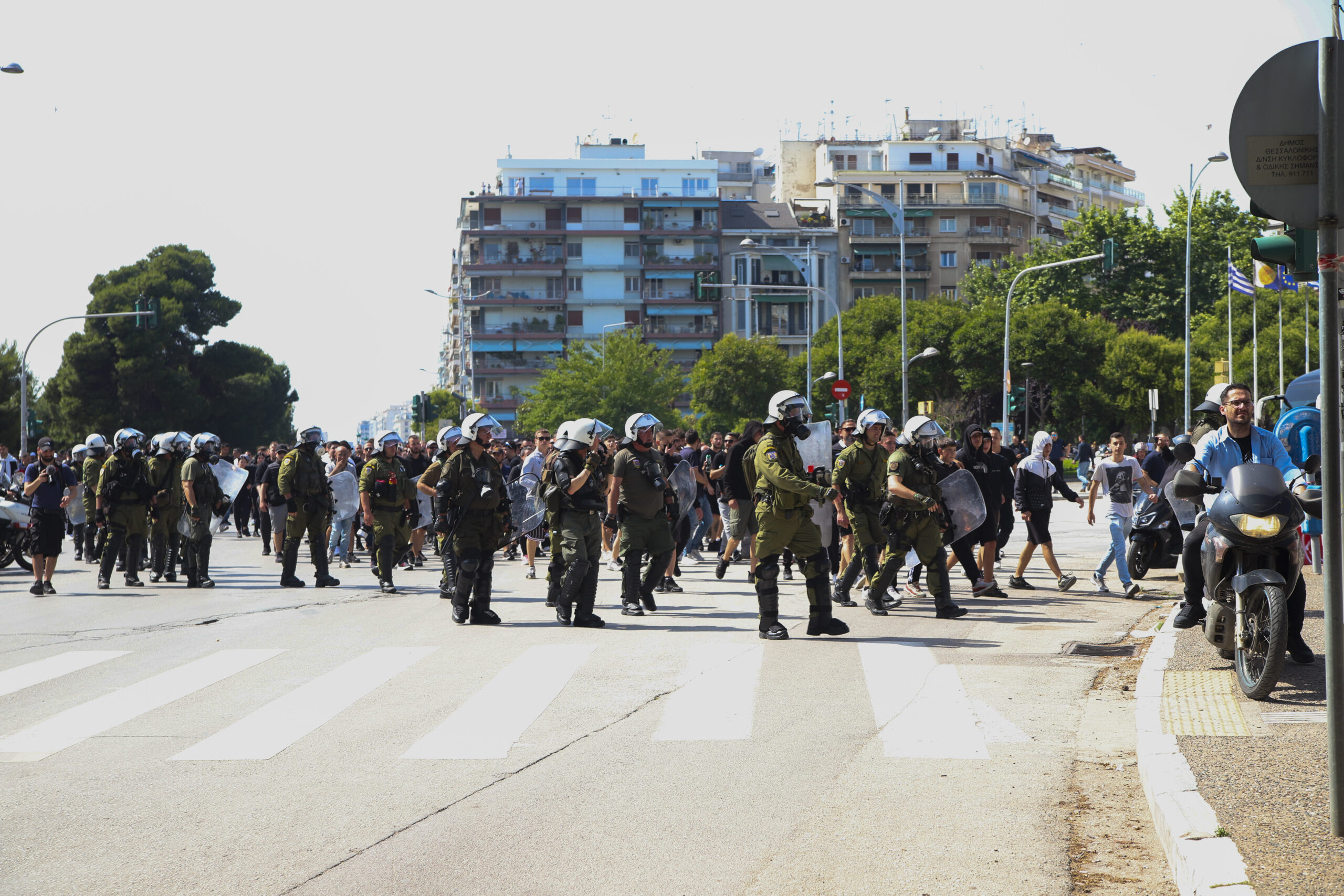 Θεσσαλονίκη: Επί ποδός η αστυνομία για το αποψινό ντέρμπι Άρης -ΠΑΟΚ ...