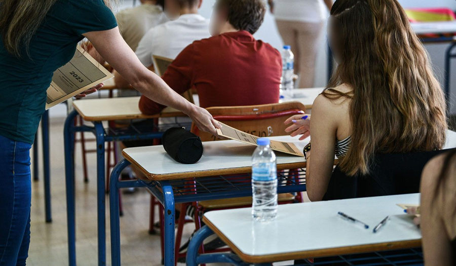 Tips για τις Πανελλήνιες 2024: Πώς θα διαχειριστούν το άγχος γονείς και ...