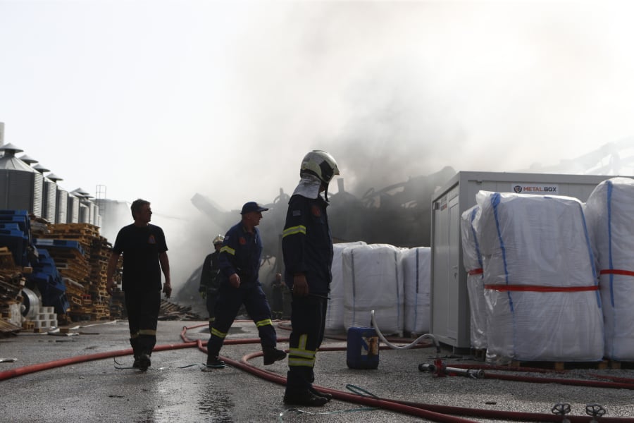 Έκρηξη στην Κηφισιά: Κανονικά η κυκλοφορία στον παράδρομο της Αθηνών ...
