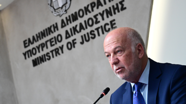 Γιώργος Φλωρίδης: Και στα πιο μικρά πλημμελήματα ενδοοικογενειακής βίας ...