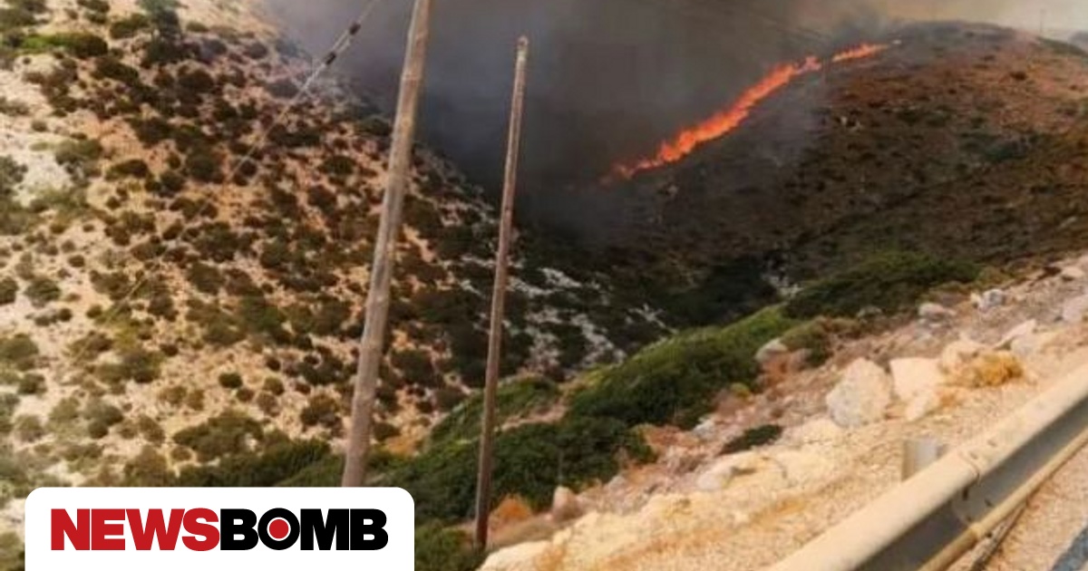 Φωτιά στην Ικαρία: Εκκενώσεις με πλωτά του Λιμενικού Σώματος - Μαίνεται ...