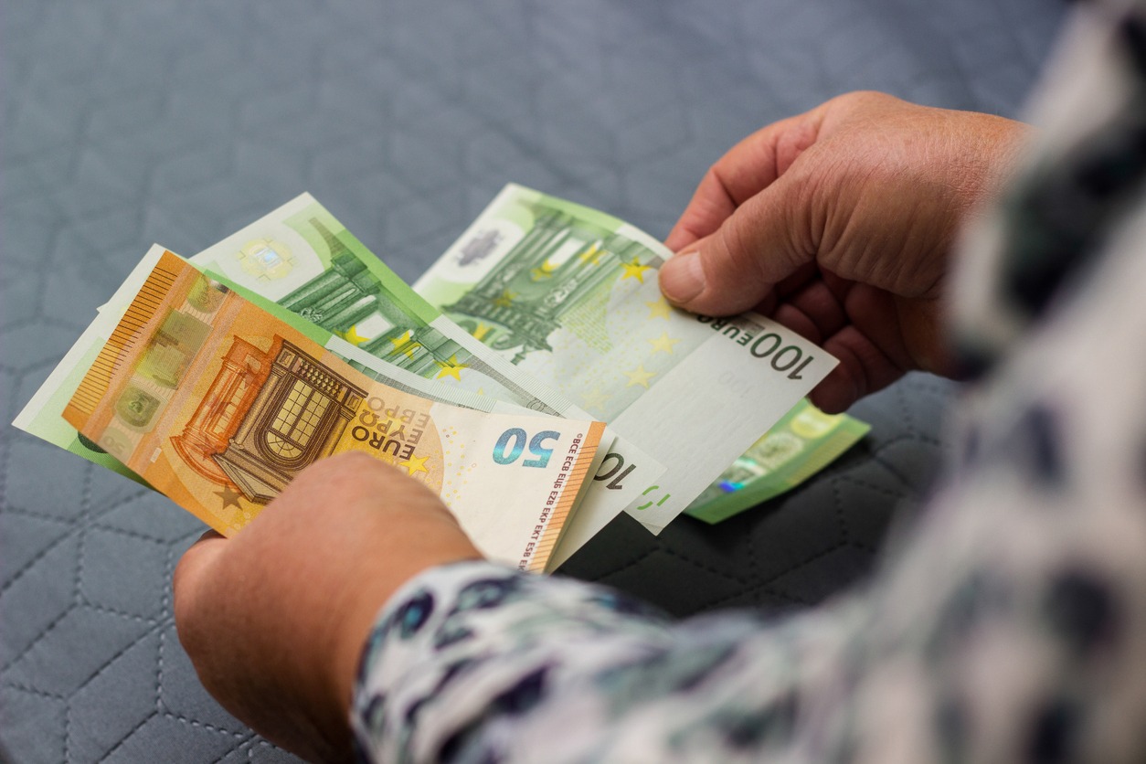 Τι αλλάζει για το επίδομα ανεργίας – Ποια είναι τα σενάρια για την ...
