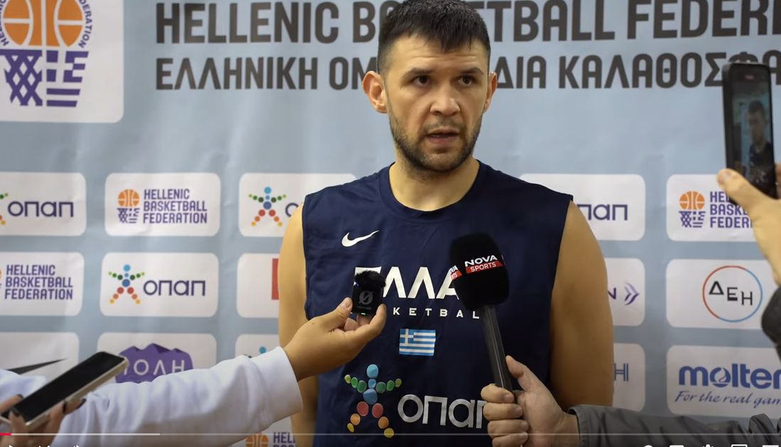 Παπανικολάου: «Ένα γεμάτο γήπεδο με παιδάκια και με ελληνικές σημαίες ...
