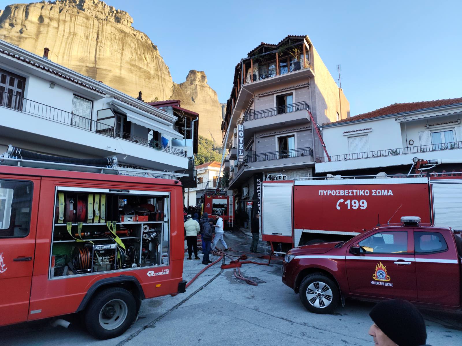 Τραγωδία απο πυρκαγιά σε ξενοδοχείο στην Καλαμπάκα – Ένα άτομο νεκρό ...