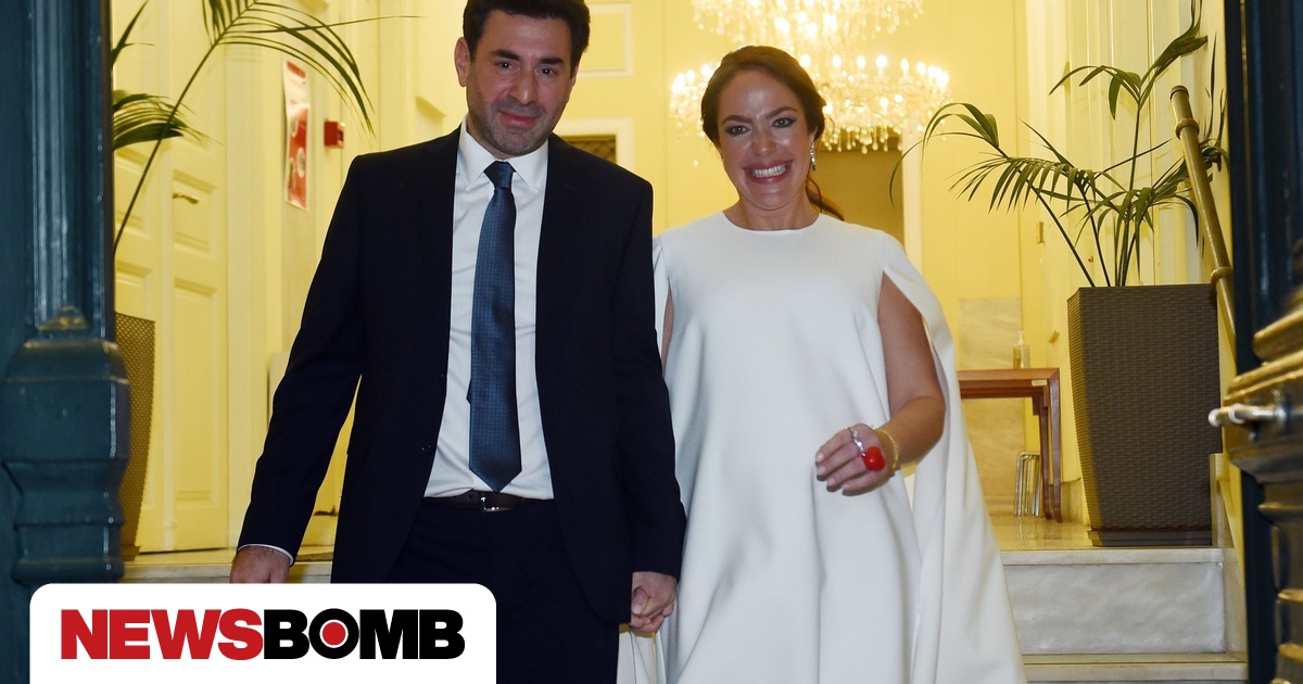 Δόμνα Μιχαηλίδου: Φωτογραφίες από τον πολιτικό γάμο με τον Λεώνη ...