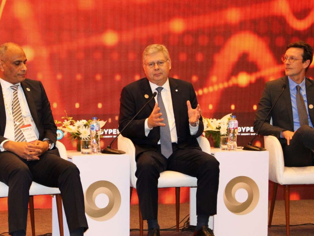 Τι είπε ο Ανδρέας Σιάμισιης (HELLENiQ Energy) στο EGYPES 2025 - ti eipe o andreas siamisiis ...