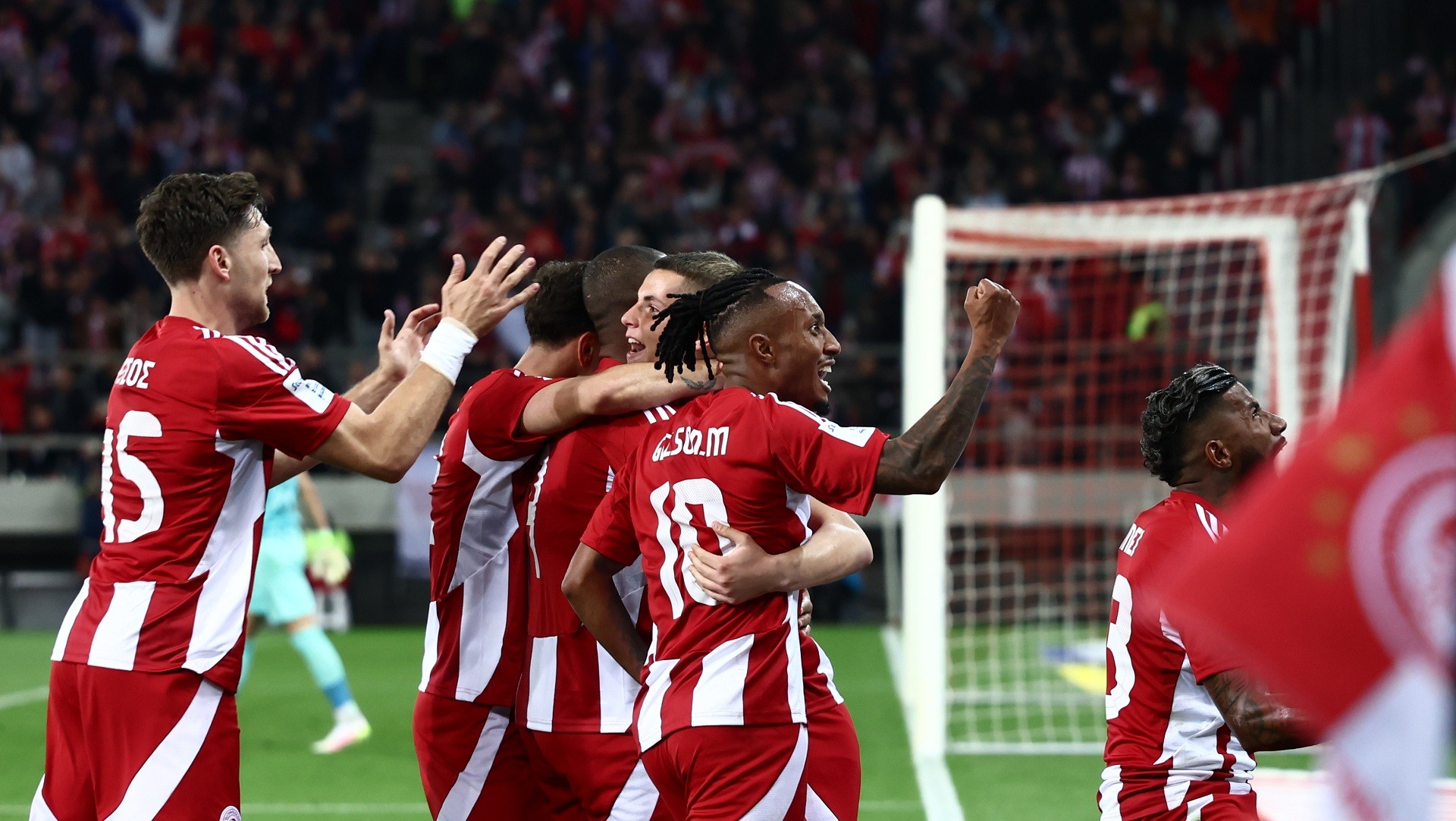 Ολυμπιακός – ΑΕΚ 1-0: Θρυλικό 48ο πρωτάθλημα με… υπογραφή Ελ Καμπί ...