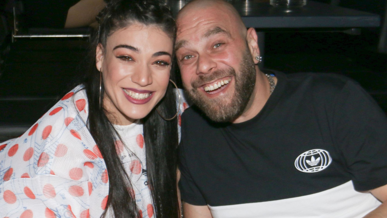 Stavento: Ο λόγος που αγχώνεται όταν γράφει για την Ήβη Αδάμου και πώς ...