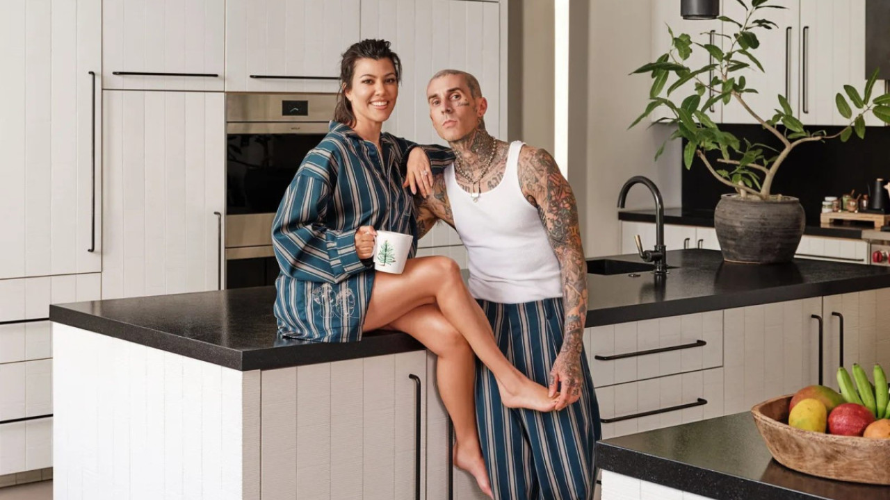 Travis Barker: Αυτή είναι η έπαυλη που ανακαίνισε καθ' υπόδειξη της ...