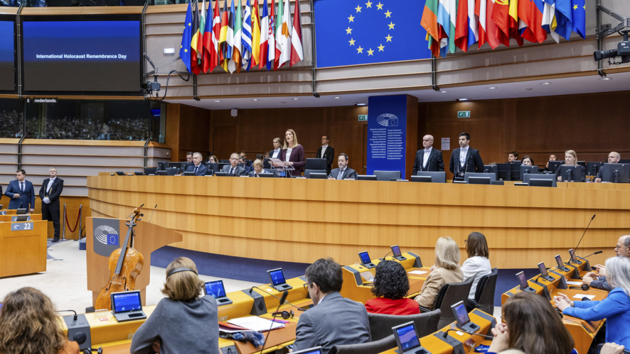 Χάλασε ακόμα και το κλιματιστικό του Ευρωπαϊκού Κοινοβουλίου λόγω ...