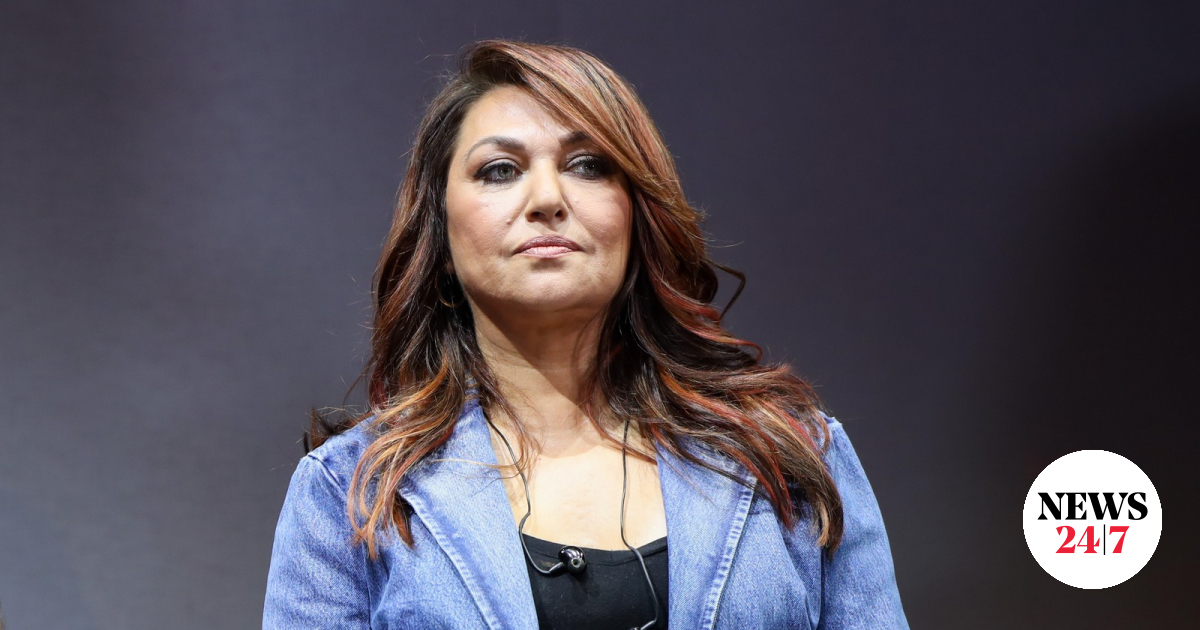 Εξοργισμένη η Καίτη Γαρμπή - "Θα φάνε μια μήνυση που θα 'ναι όλη δική τους" - exorgismeni i ...