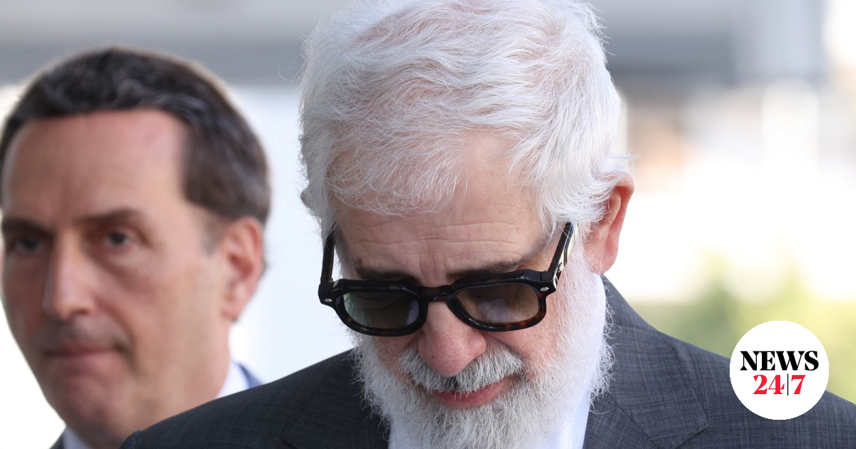 Ποινή φυλάκισης 3 ετών για τον Πέτρο Φιλιππίδη - Αφέθηκε ελεύθερος ...