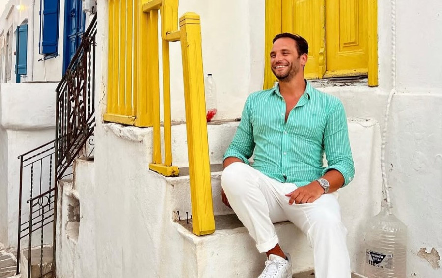 Ευθύμης Ζησάκης: Η πρώτη φωτογραφία με τον 6 μηνών γιο του - «Κρατάω ...