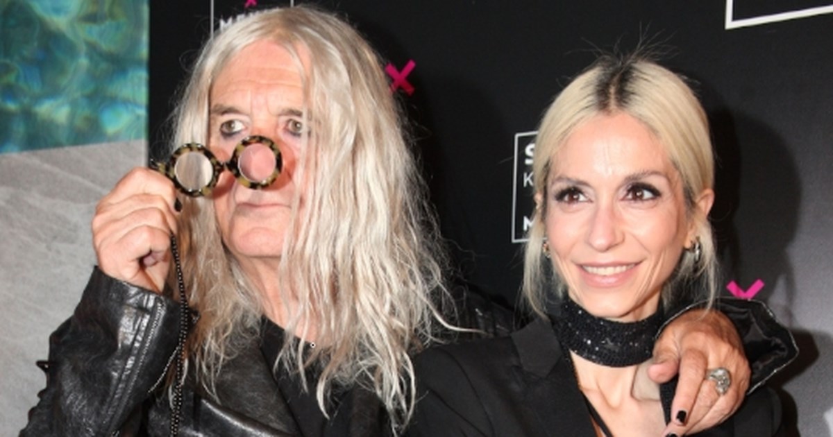 Η αναφορά της Σοφίας Καρβέλα στον Νίκο Καρβέλα: "Θα καταλάβαινες τόσα ...