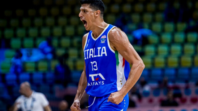 Eurobasket 2025: Η Ιταλία έστειλε και μαθηματικά την Ελλάδα στους "16 ...