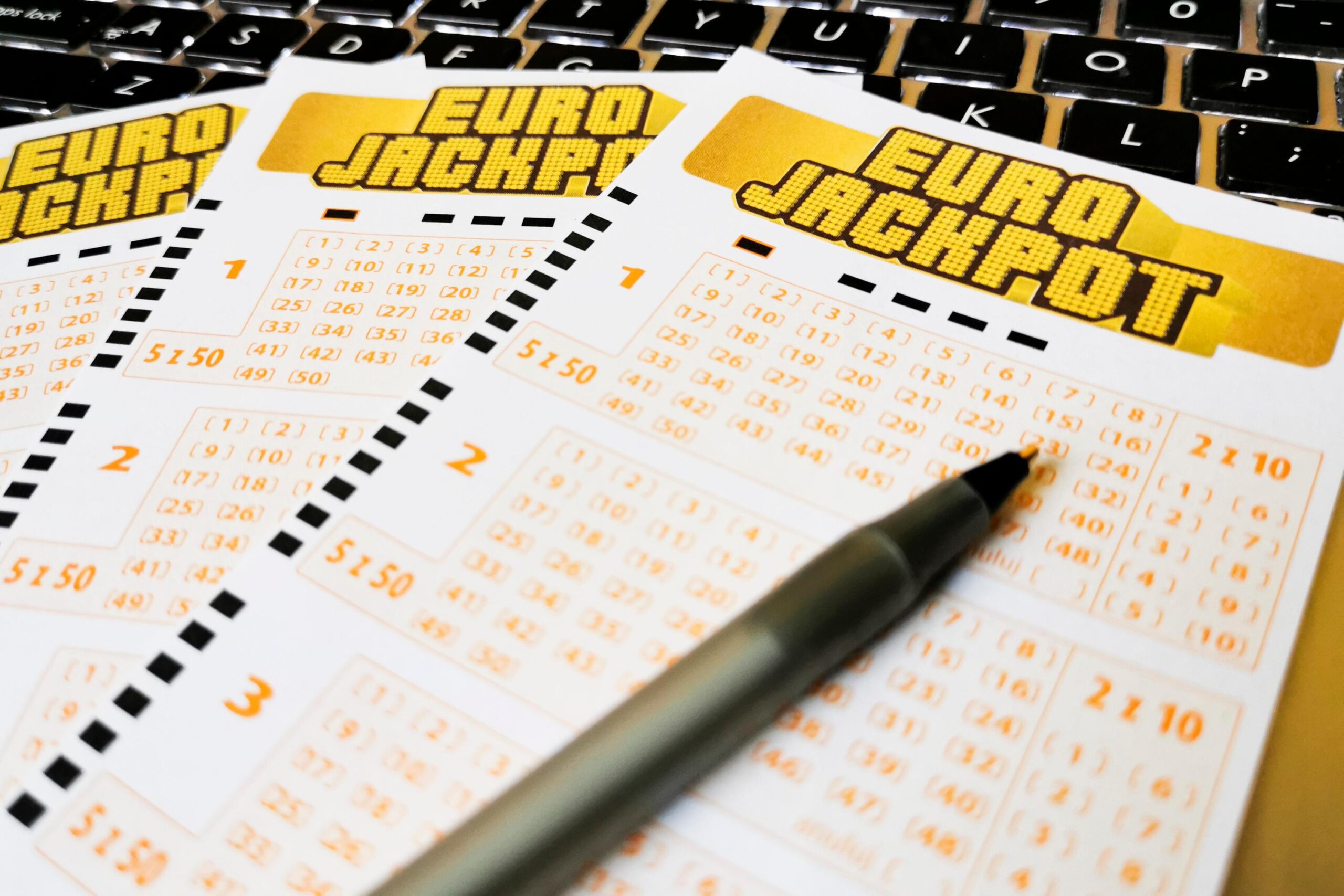 Κλήρωση Eurojackpot 19/9/2025: Ποιοι είναι οι τυχεροί αριθμοί για τα ...