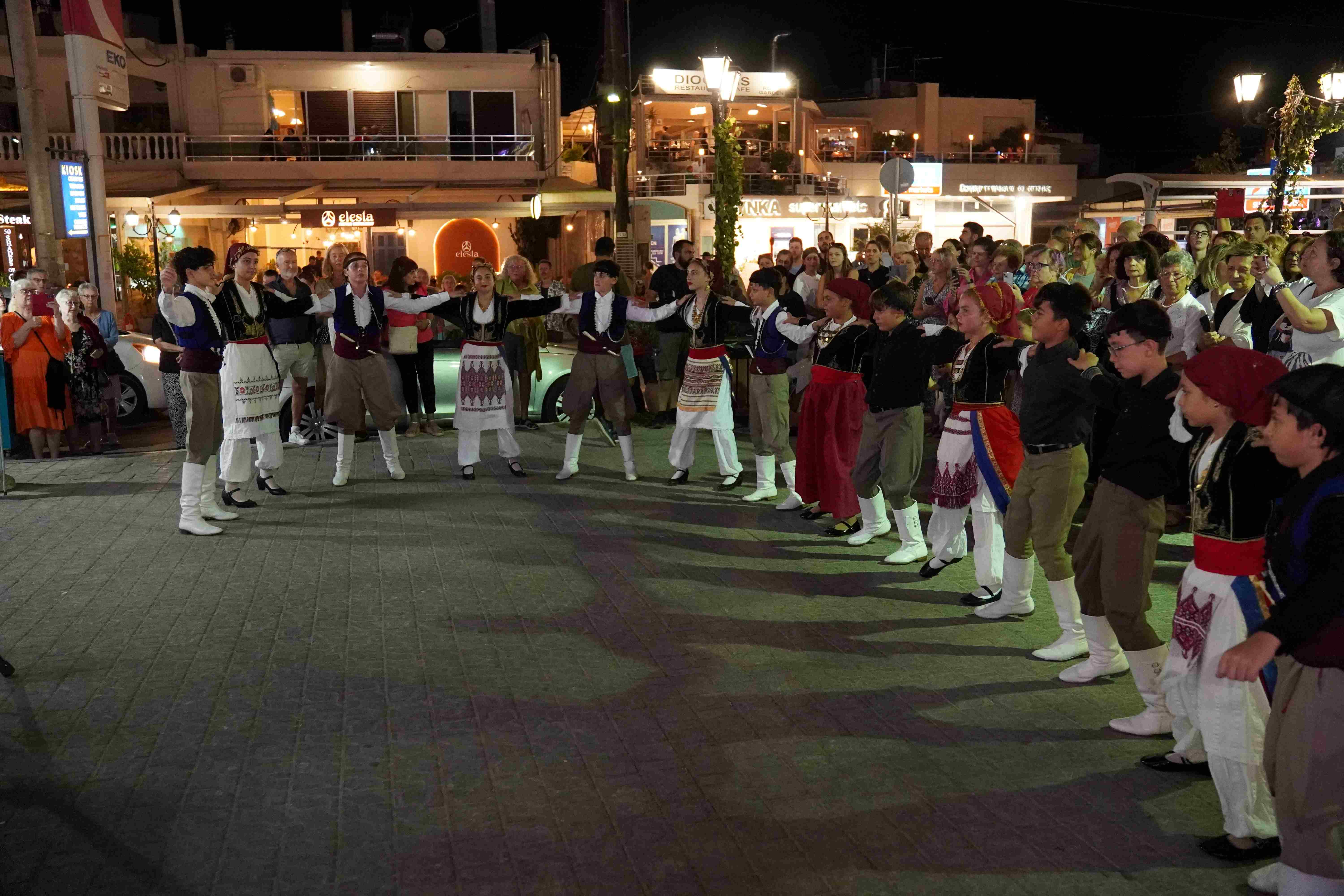 Με μεγάλη επιτυχία πραγματοποιήθηκε το 15ο Φεστιβάλ «Γη – Πολιτισμός ...
