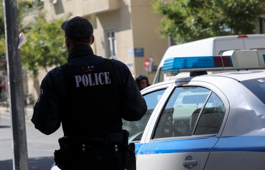 Απάτες με ΦΠΑ: Μαραθώνιος απολογιών των 17 συλληφθέντων - Στη φυλακή ...