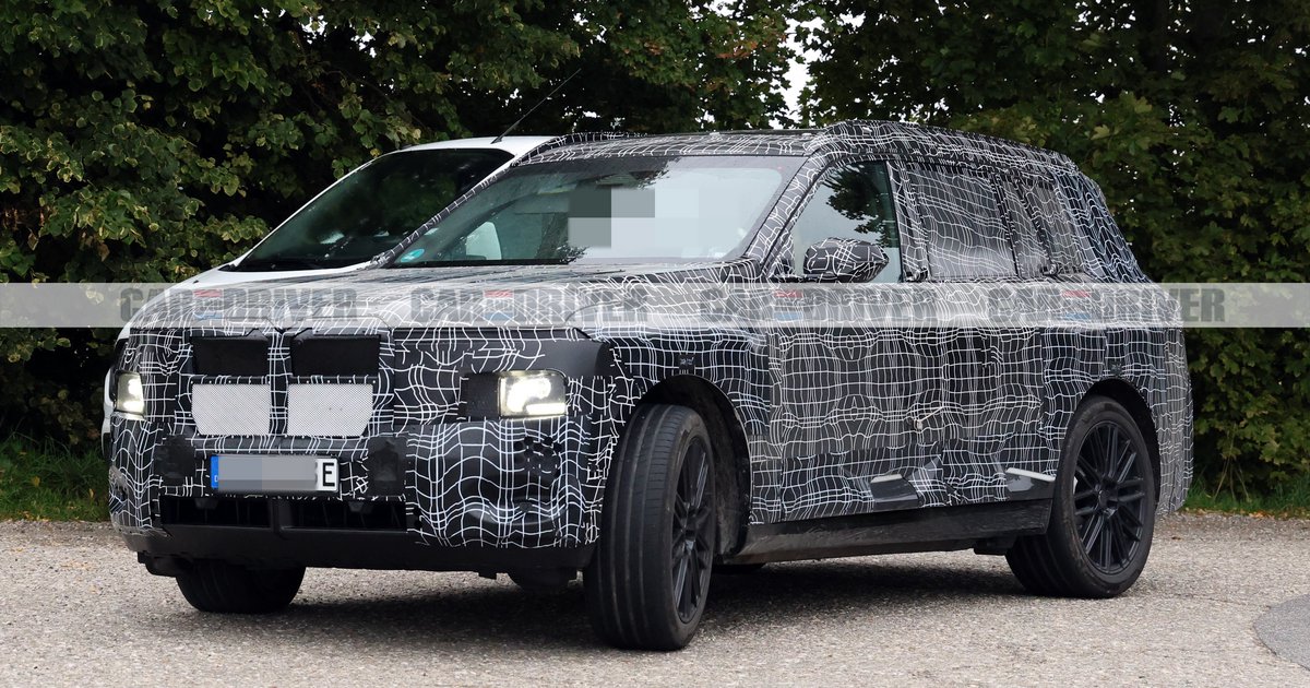 BMW iX7: Πρώτες εικόνες για το θηριώδες SUV που «μεταμορφώνεται» στη ...