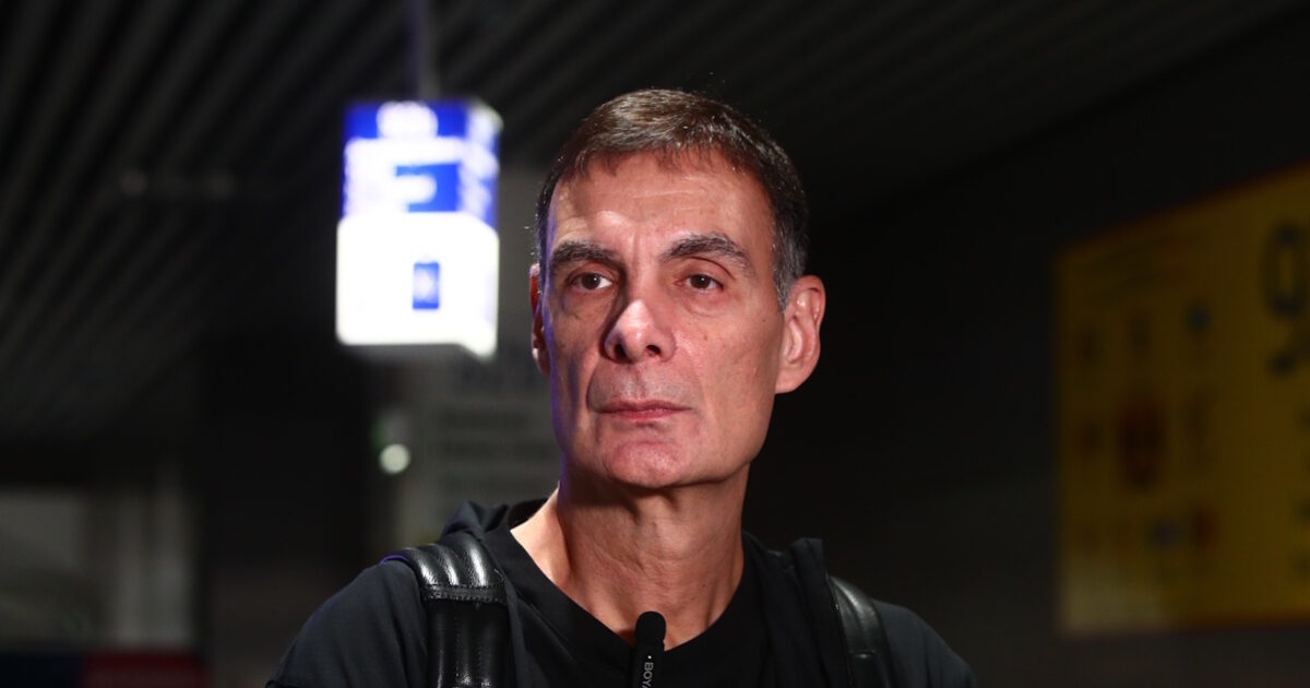 Μπαρτζώκας για τα «σενάρια» ενίσχυσης του Ολυμπιακού: Δεν έχω ζητήσει ...