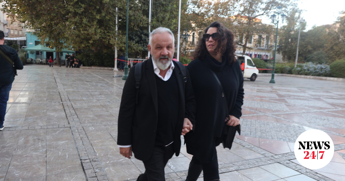 Θηβαίος για Σαββόπουλο: "Έφυγε" το πρωτότυπο και μείνανε τα αντίγραφα ...