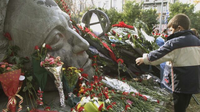 Πολυτεχνείο 2025: Για ποιους είναι αργία η 17η Νοεμβρίου - Τι ισχύει ...