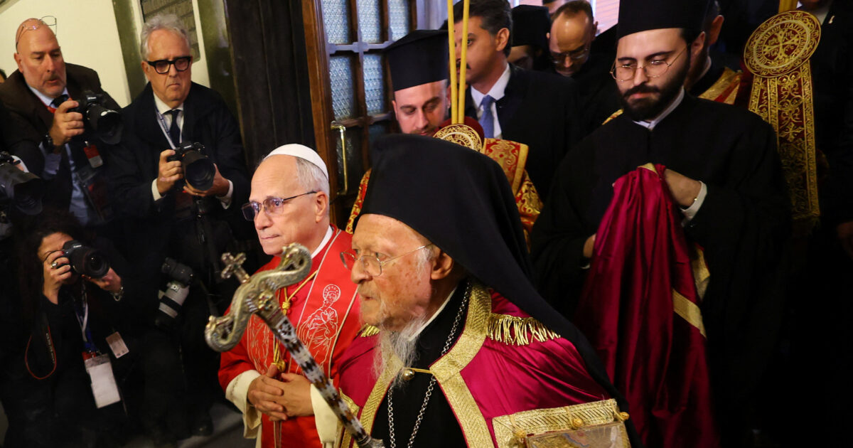 Live από το Φανάρι η Θεία Λειτουργία για τον Άγιο Ανδρέα παρουσία του ...