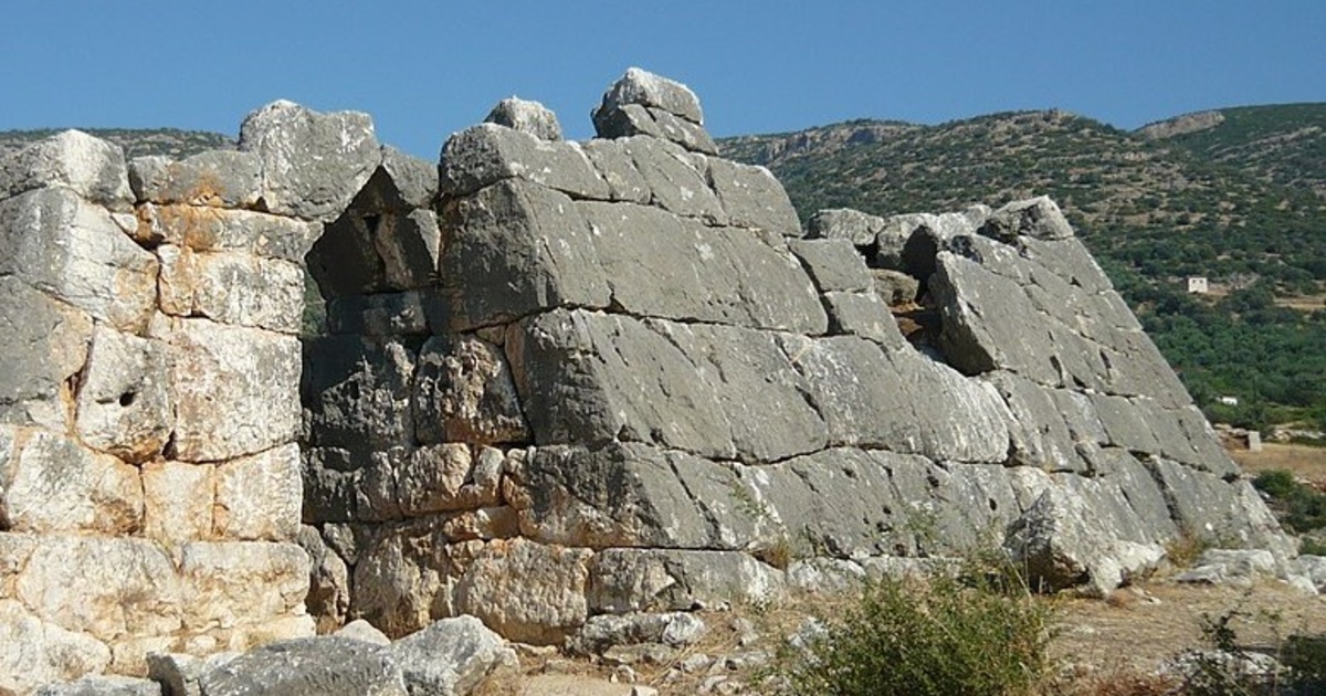 Πυραμίδα του Ελληνικού: Η ελληνική πυραμίδα που είναι ίσως αρχαιότερη ...