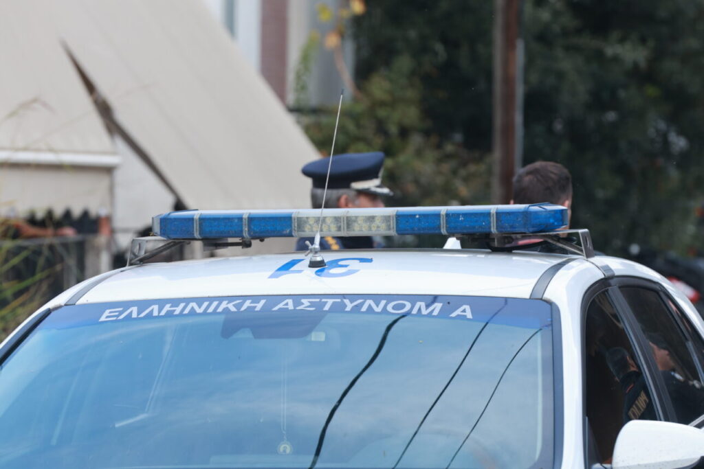 Χολαργός: Προφυλακίζονται οι δύο νεαροί για την επίθεση με μαχαίρι στον ...