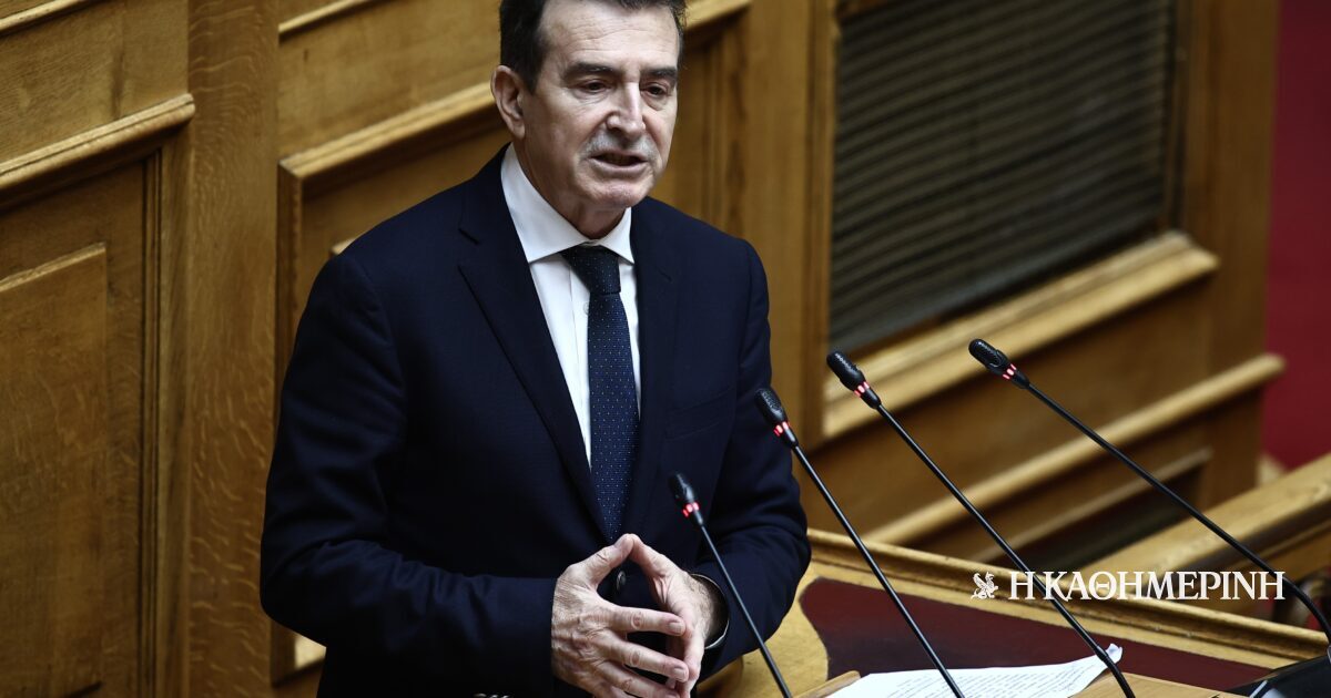 Χρυσοχοΐδης: Ψευδή τα περί πλαστικών σφαιρών στους αγρότες ...